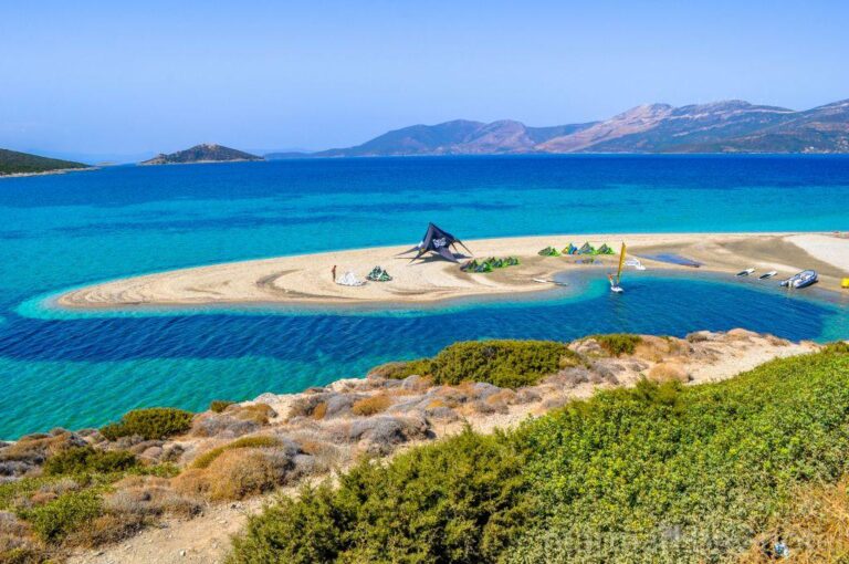 Οι Καλύτερες Παραλίες στην Εύβοια: Ο Απόλυτος Οδηγός