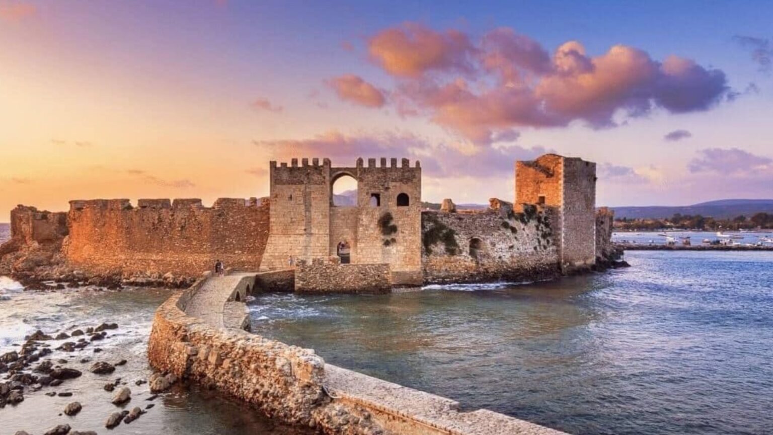 Πελοπόννησος: Ο Απόλυτος Ταξιδιωτικός Οδηγός