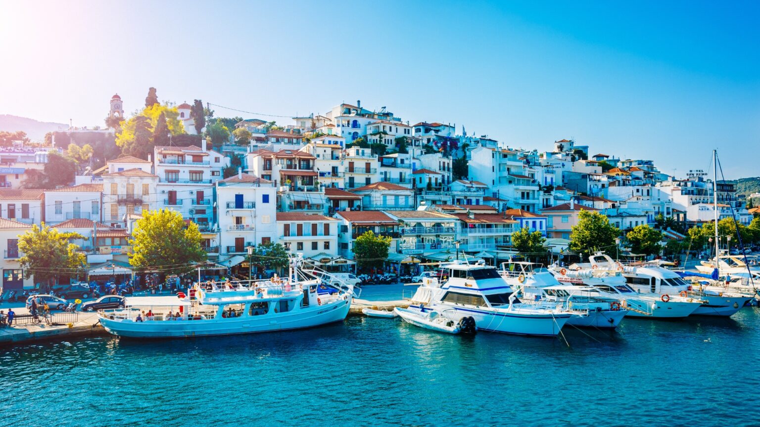 Σκιάθος: Ο Απόλυτος Ταξιδιωτικός Οδηγός