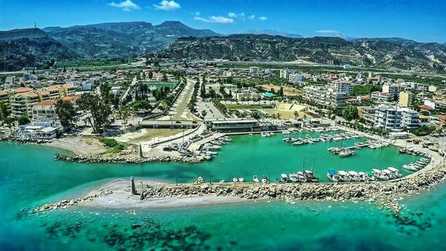 Ξυλόκαστρο Κορινθίας: Ο Απόλυτος Ταξιδιωτικός Οδηγός